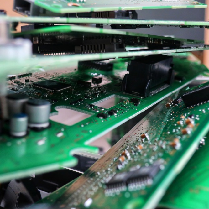 Lixiviant for High Extraction of Silver from Silver-Coated Solid Wastes